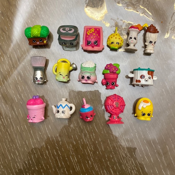 Toys | I Am Selling Shopkins The First Pic Has Rare Ones The Second Pic ...
